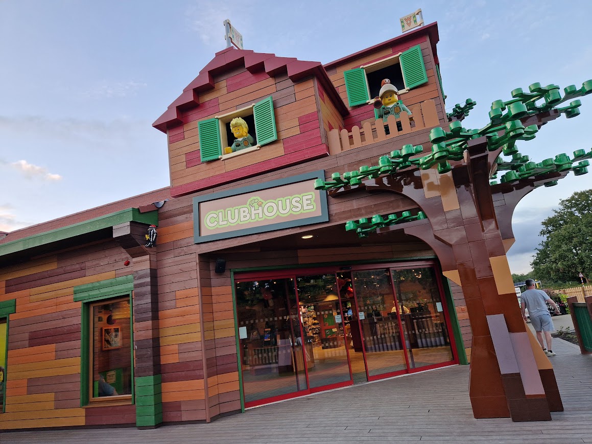 Staying at LEGOLAND’s Newest Accommodation: LEGOLAND Woodland Village